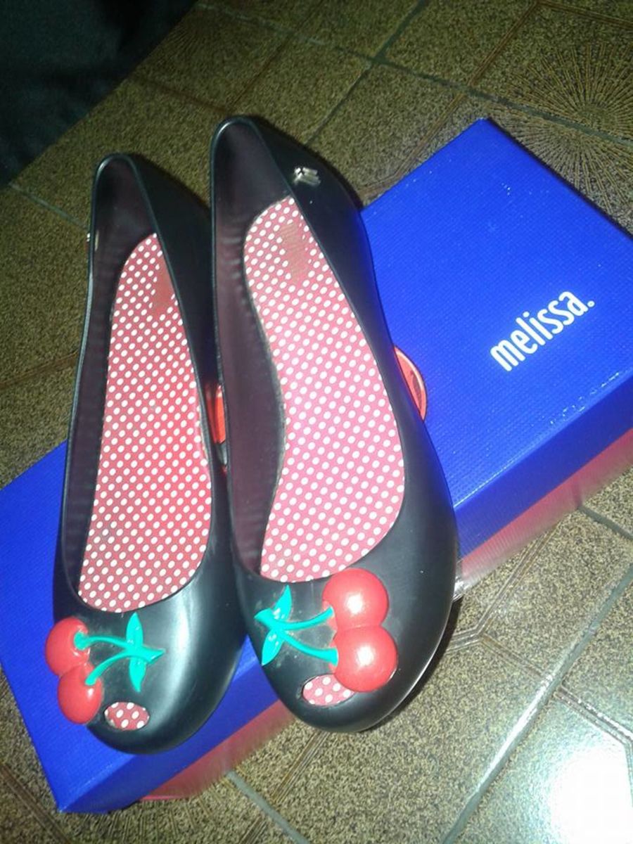 Melissa Ultragirl Cereja | Sapatilha Feminina Melissa Usado 13012504 ...