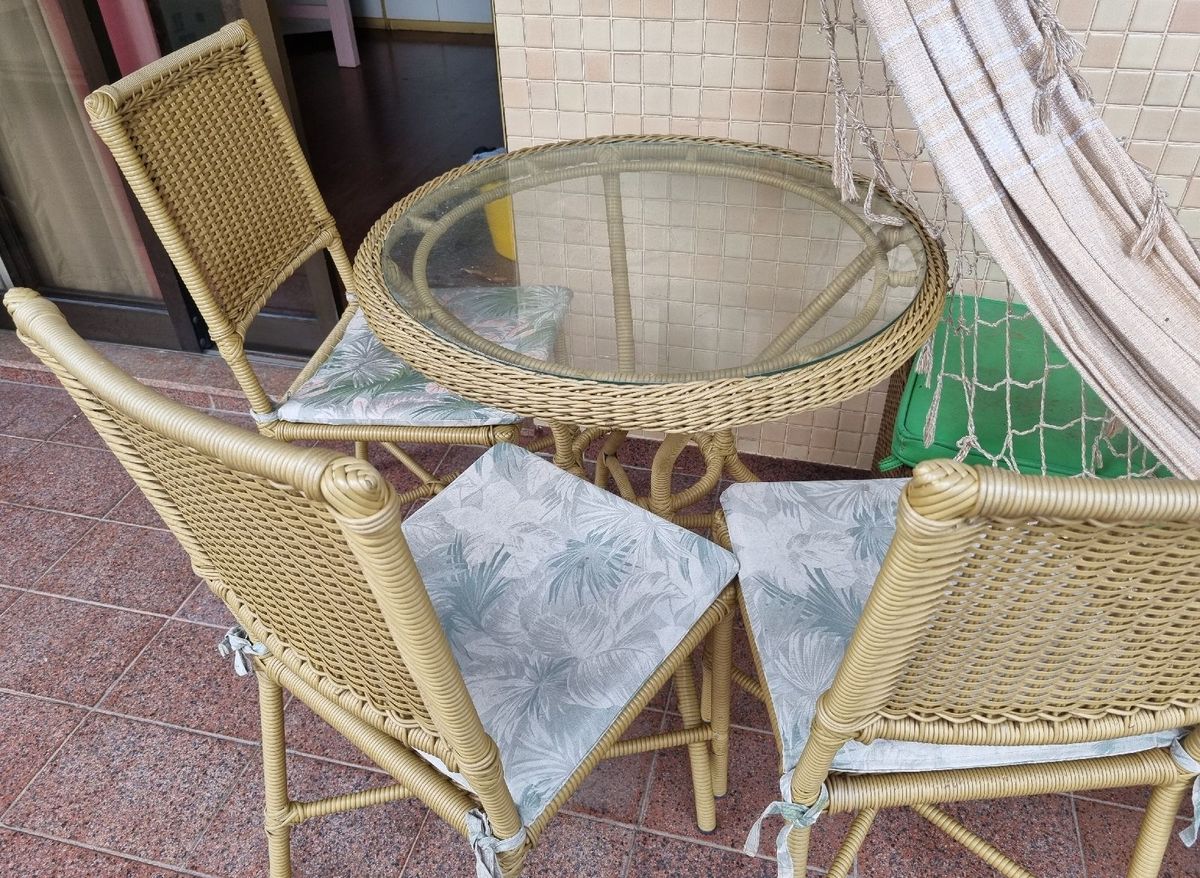 Mesa e Cadeira para Varanda | Item de Decoração Vime Usado 80644992 ...
