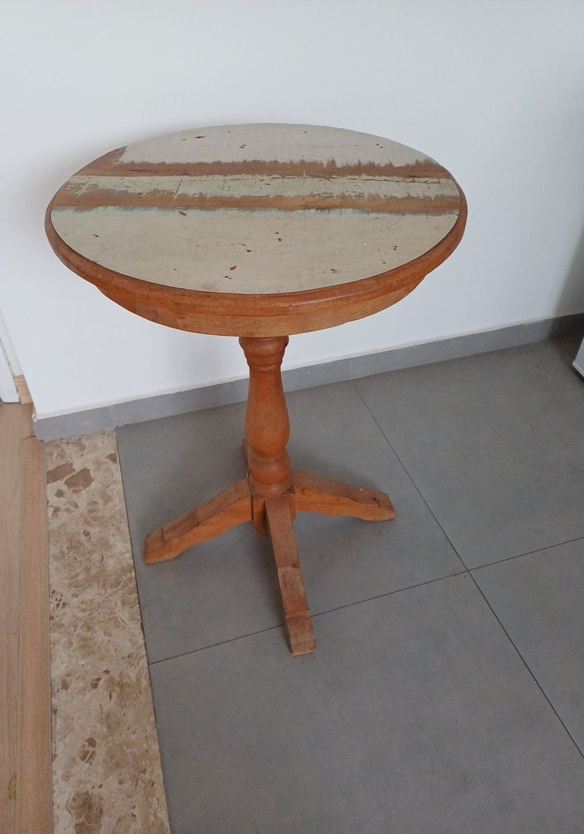 Mesa Redonda Pequena | Mesa Usado 107108547 | enjoei