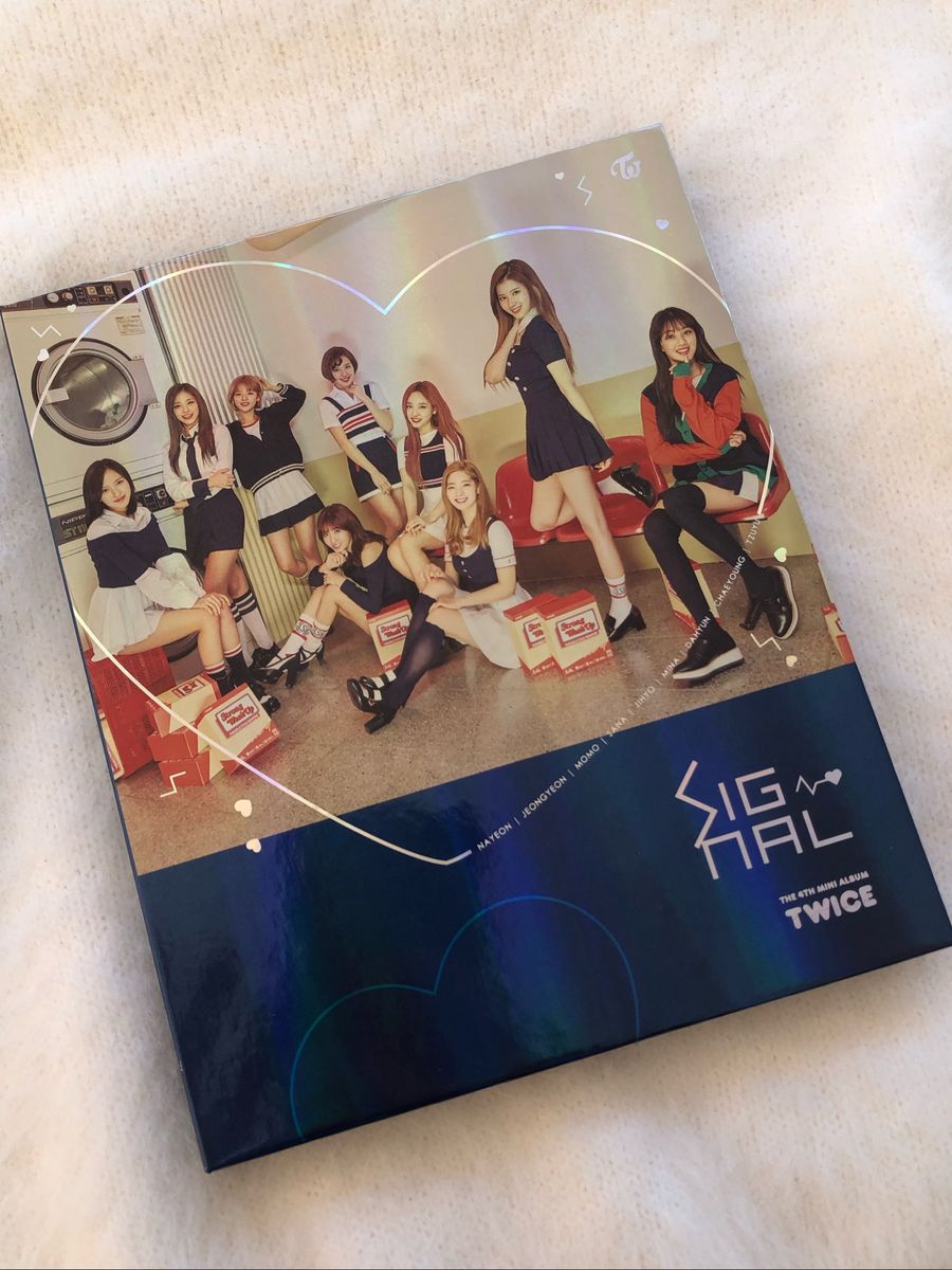 Mini Album K-pop Twice | Produto Feminino Twice Usado 43148627 | enjoei