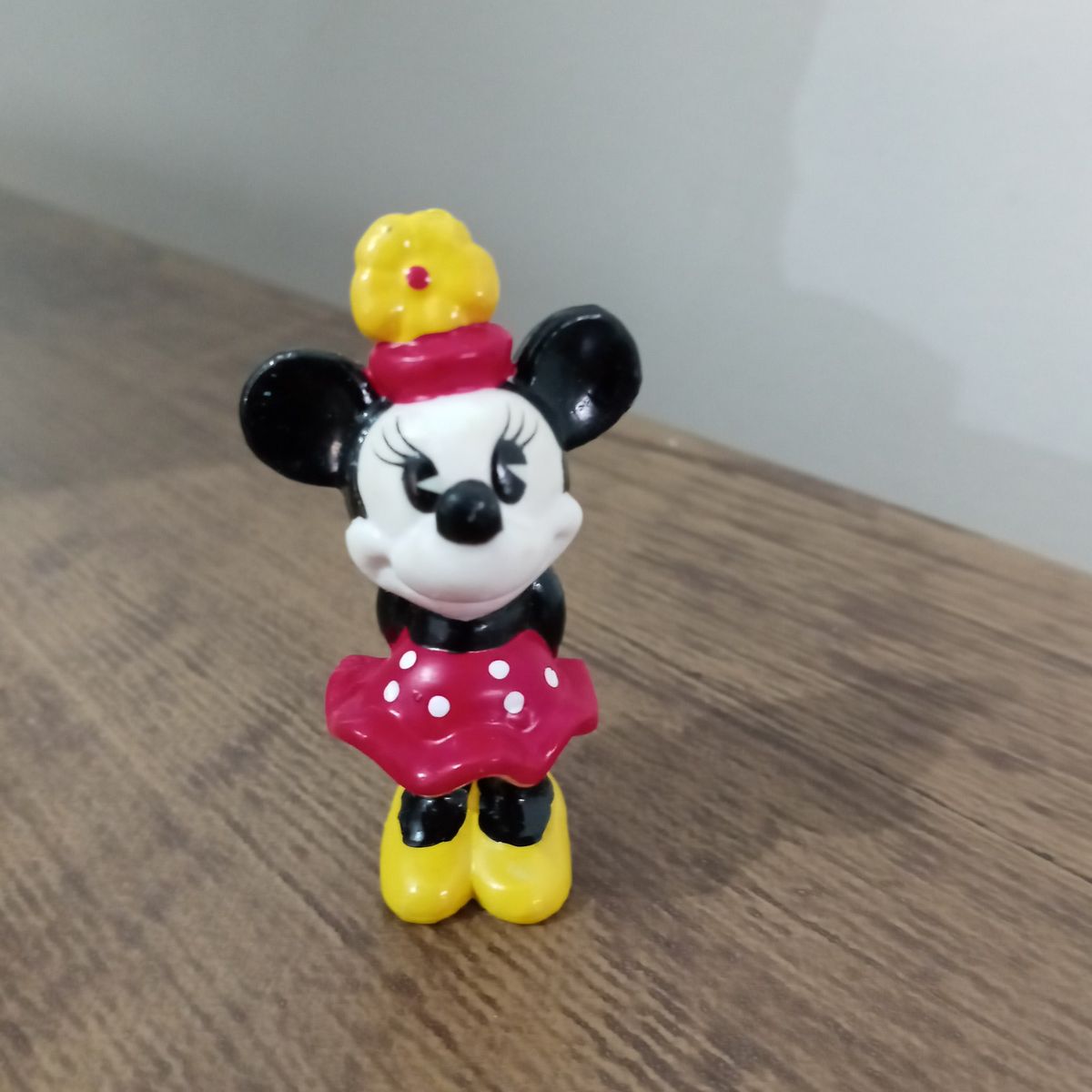 Mini Boneco Disney - Minnie (estilo Clássico) | Item de Decoração ...
