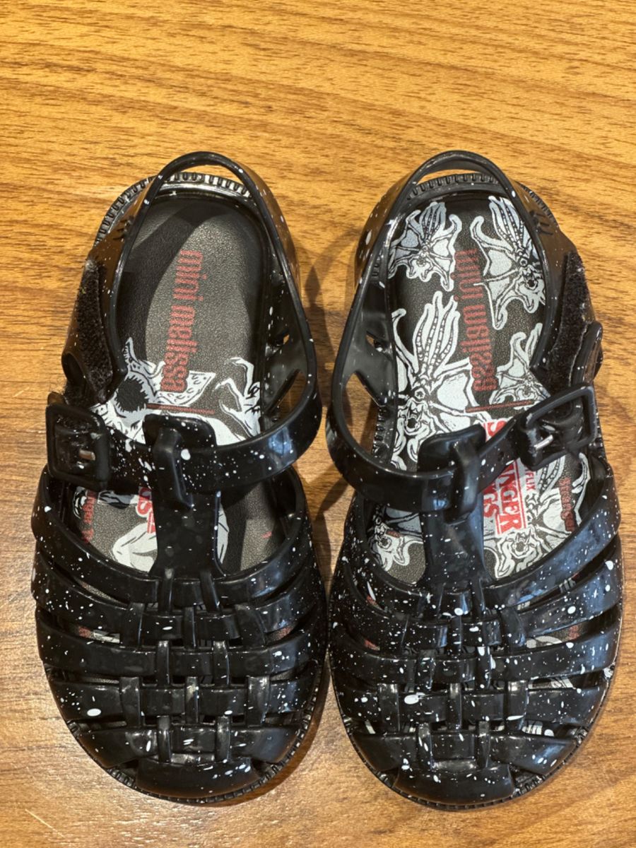 Mini Melissa Stranger Things Edicao Limitada | Calçado Infantil para ...