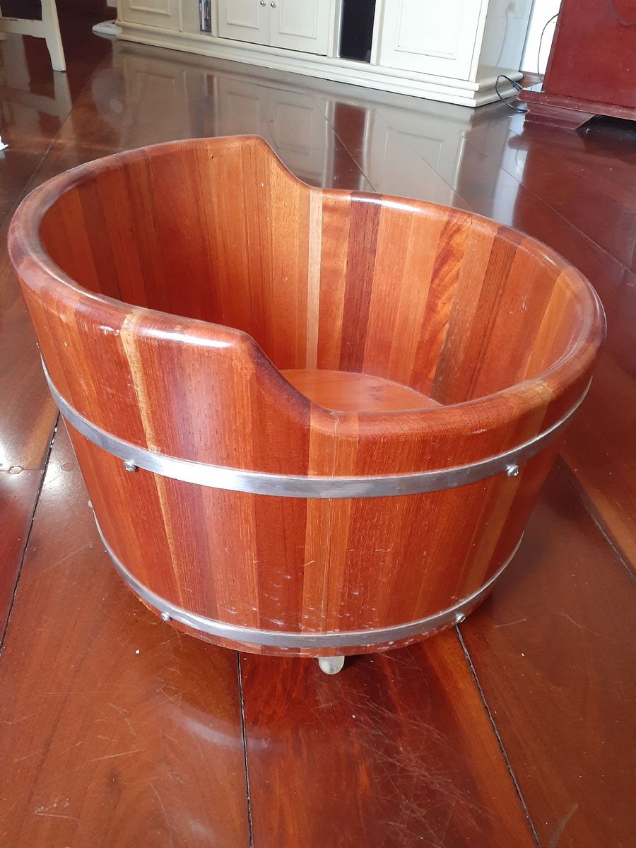 Mini Ofurô Madeira | Item de Decoração Multifroma Nunca Usado 46438296 ...