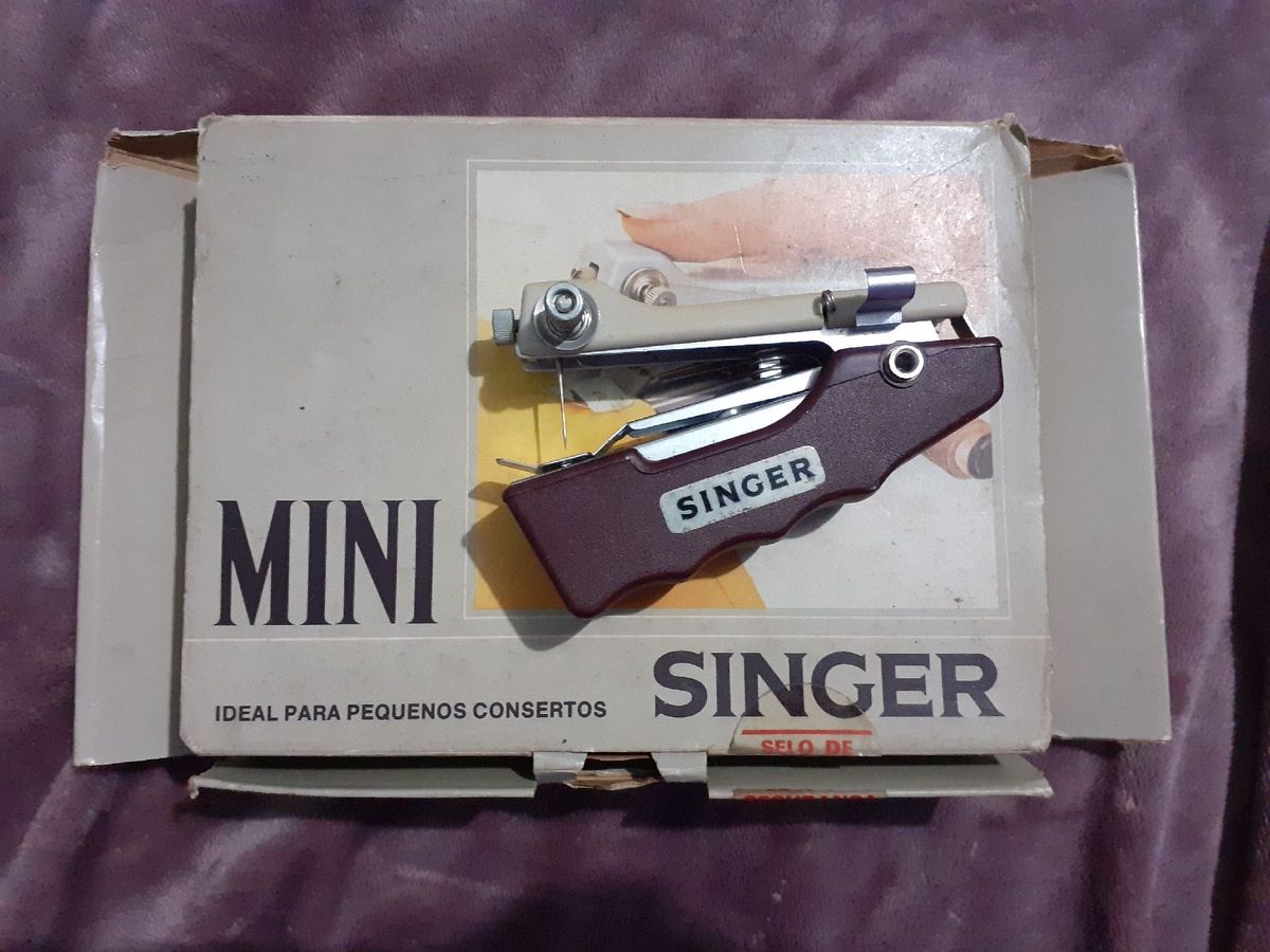 Mini Singer Máquina de Costura Portátil Antiga Anos 80 | Cacareco ...