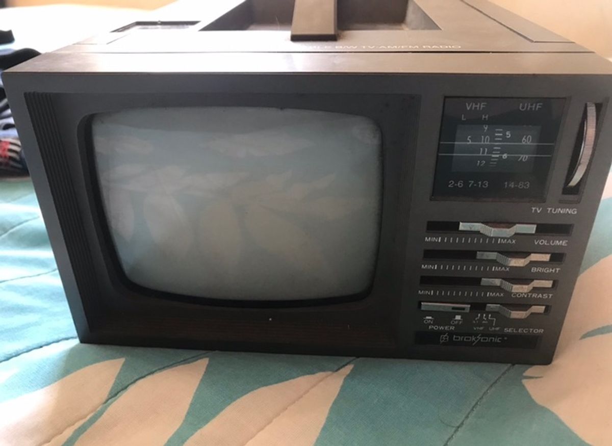 Mini Tv Antiga | Produto Vintage e Retro Deluxe Usado 65300266 | enjoei