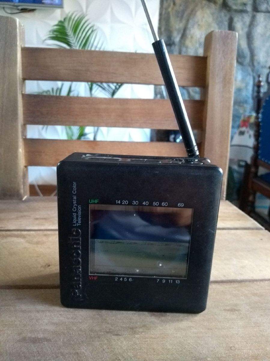 Mini Tv Panasonic Liquid Crystal Color | Eletrodoméstico Panasonic ...