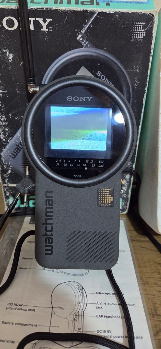 Mini Tv Sony Raríssima em Perfeito Funcionamento, Colecionador | TV e ...