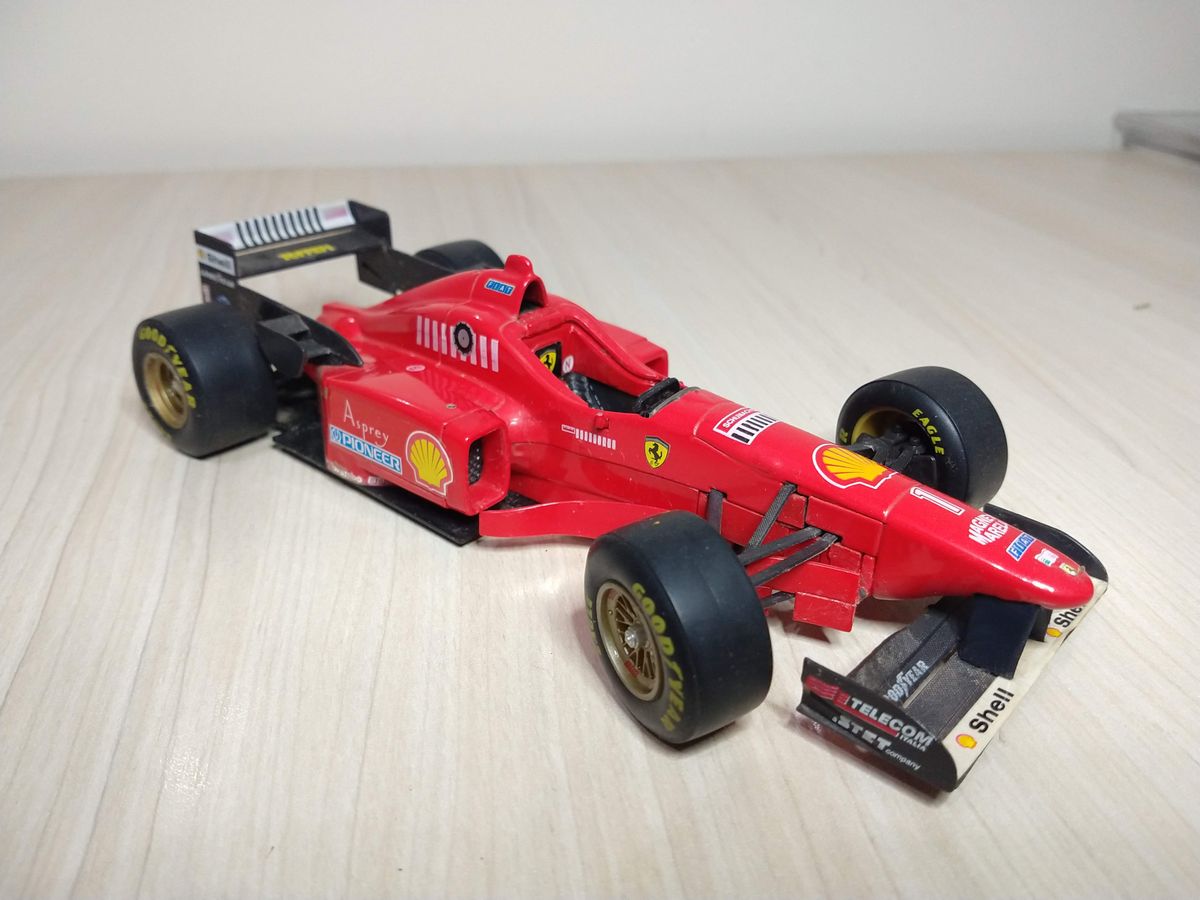Miniatura Ferrari Fórmula 1 - F310 - 1996 - Coleção Shell - 1/20 ...
