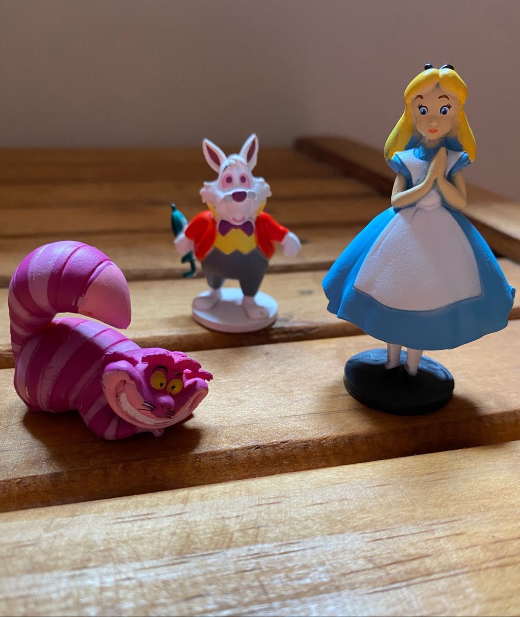 Miniaturas Alice No País Das Maravilhas | Cacareco Disney Usado ...