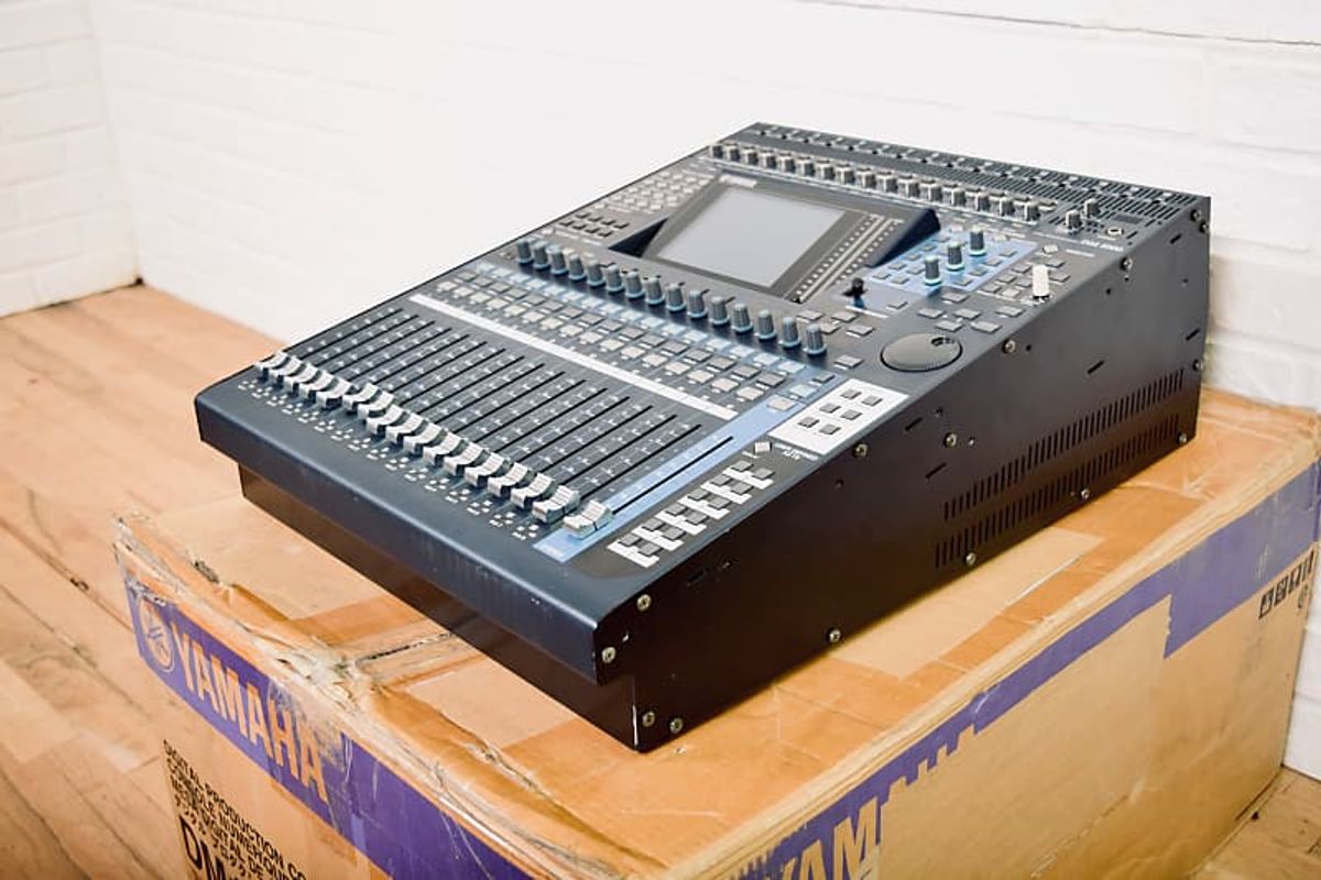 Mixer Digital Yamaha Dm1000 V2 | Item de Música Yamaha Usado 68062308 ...