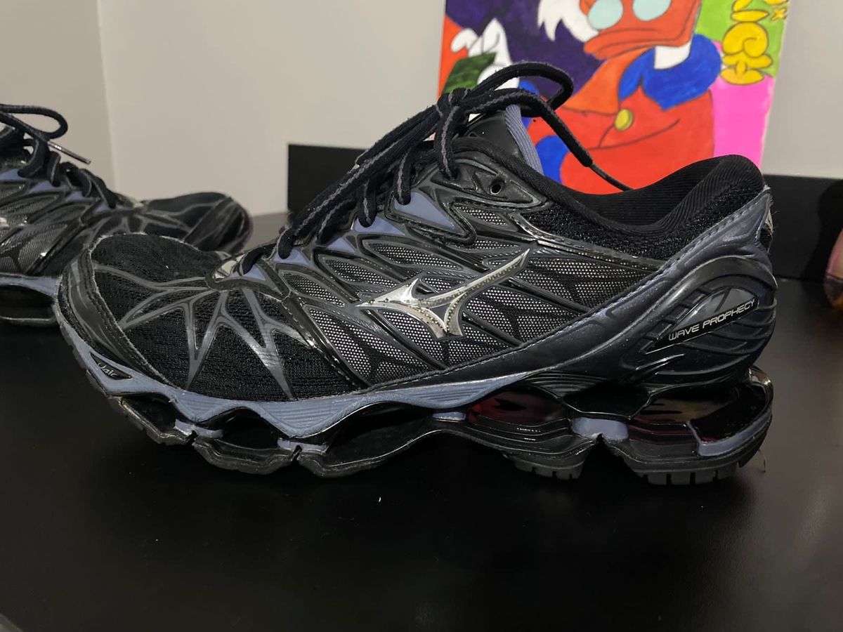 Mizuno Pro 7 Preto e Lilás | Tênis Masculino Mizuno Usado 84066631 | enjoei