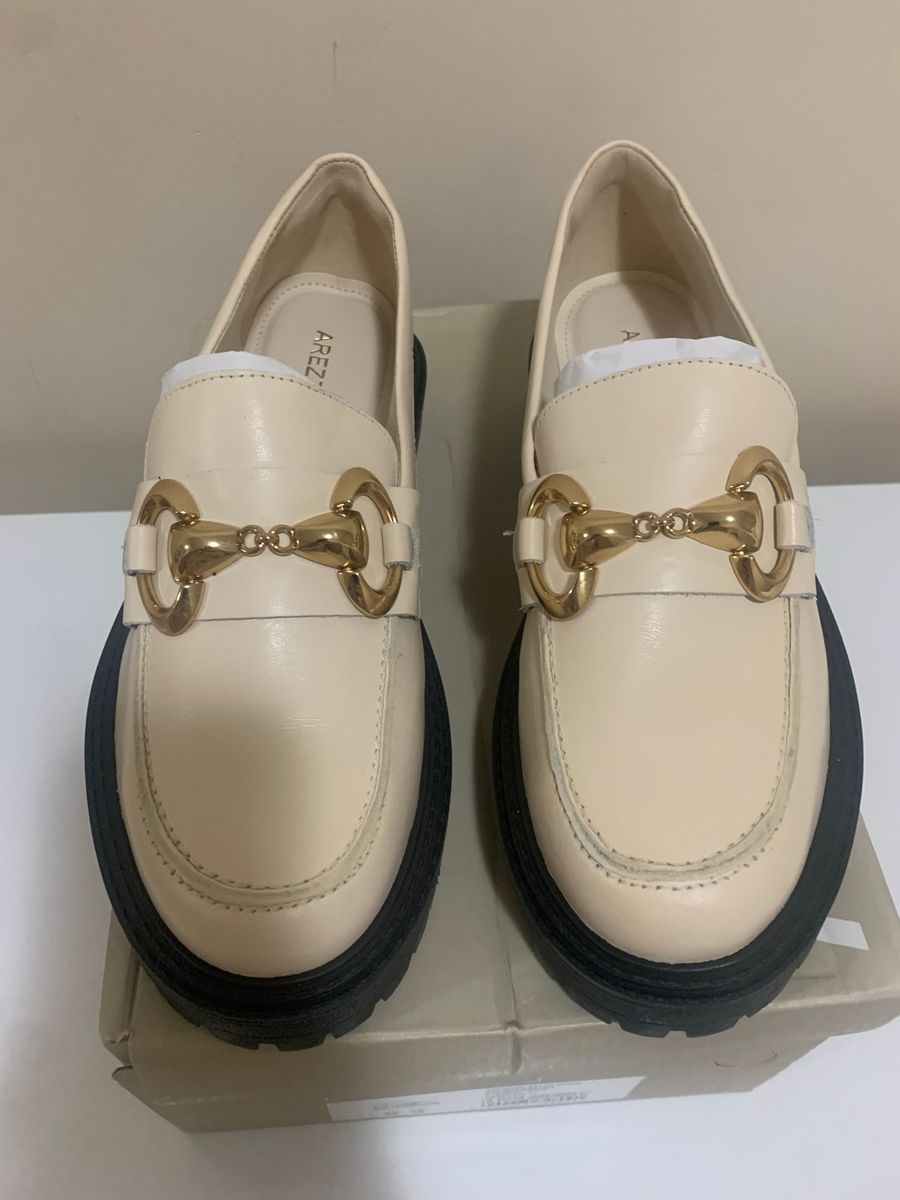 Mocassim Off-white Couro Tratorado Livia | Sapato Feminino Arezzo Nunca ...