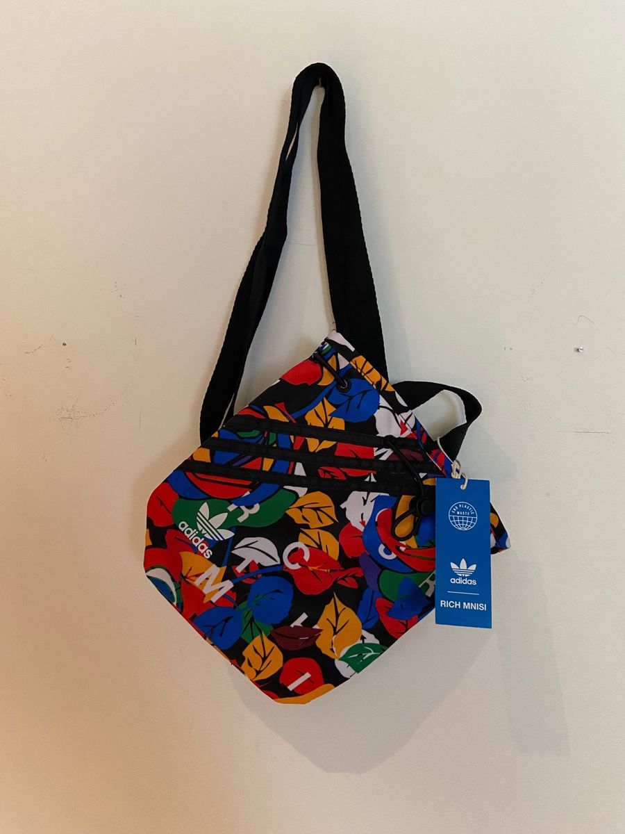Mochila Adidas Mini Bp Bucket Colorida | Mochila Feminina Adidas Nunca ...