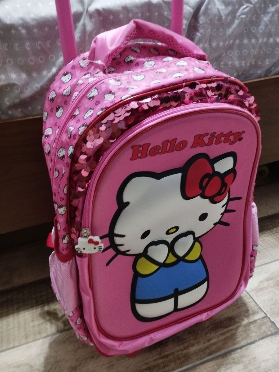 Mochila de Rodinhas Hello Kitty | Item Infantil Hello Kitty Usado ... Mochila de Rodinhas Hello Kitty | Item Infantil Hello Kitty Usado ...