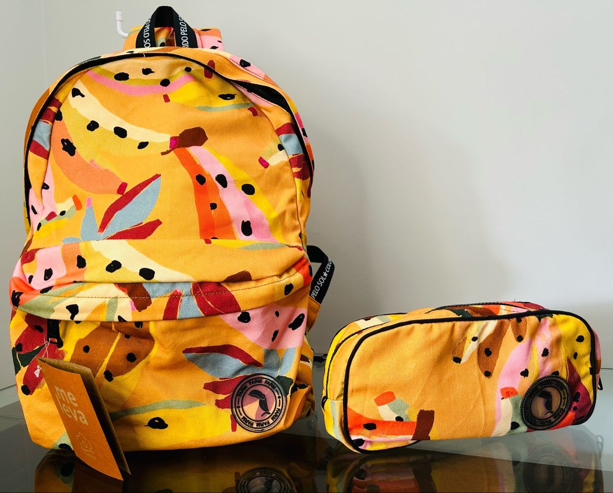Mochila Escolar Xodó e Estojo de Lápis Farm | Mochila Feminina Farm ...