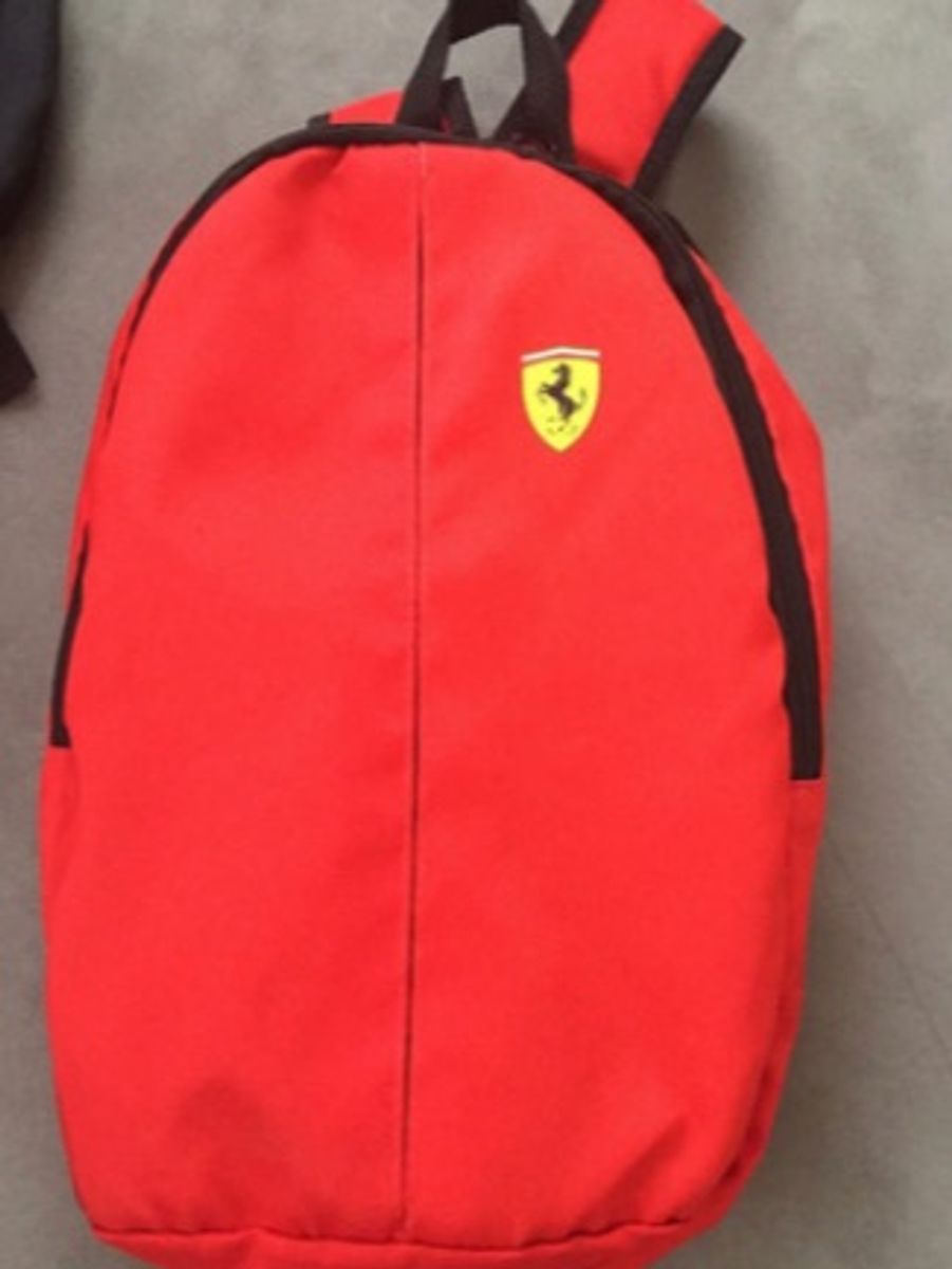 Mochila Ferrari Shell | Mochila Feminina Ferrari Usado 51662658 | enjoei