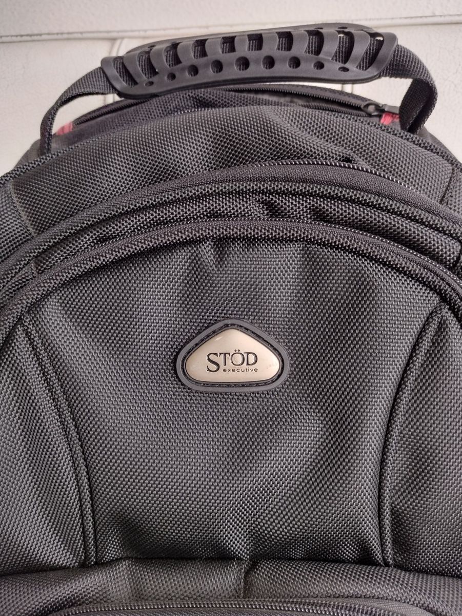 Mochila Grande Stod com Rodinhas | Mala Stod Usado 82202692 | enjoei