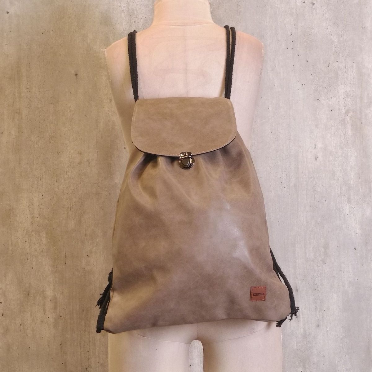 Mochila Marrom Ale Hop | Mochila Feminina Ale Hop Usado 76199155 | enjoei