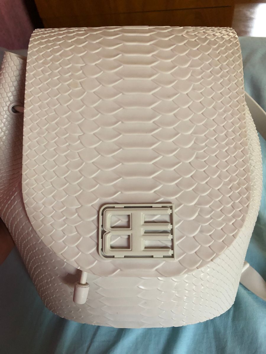 Mochila Melissa Baja East Branca | Carteira Feminina Melissa Usado ...