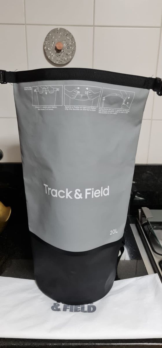 Mochila Track & Field Impermeável 20l | Mochila Feminina Track & Field ...
