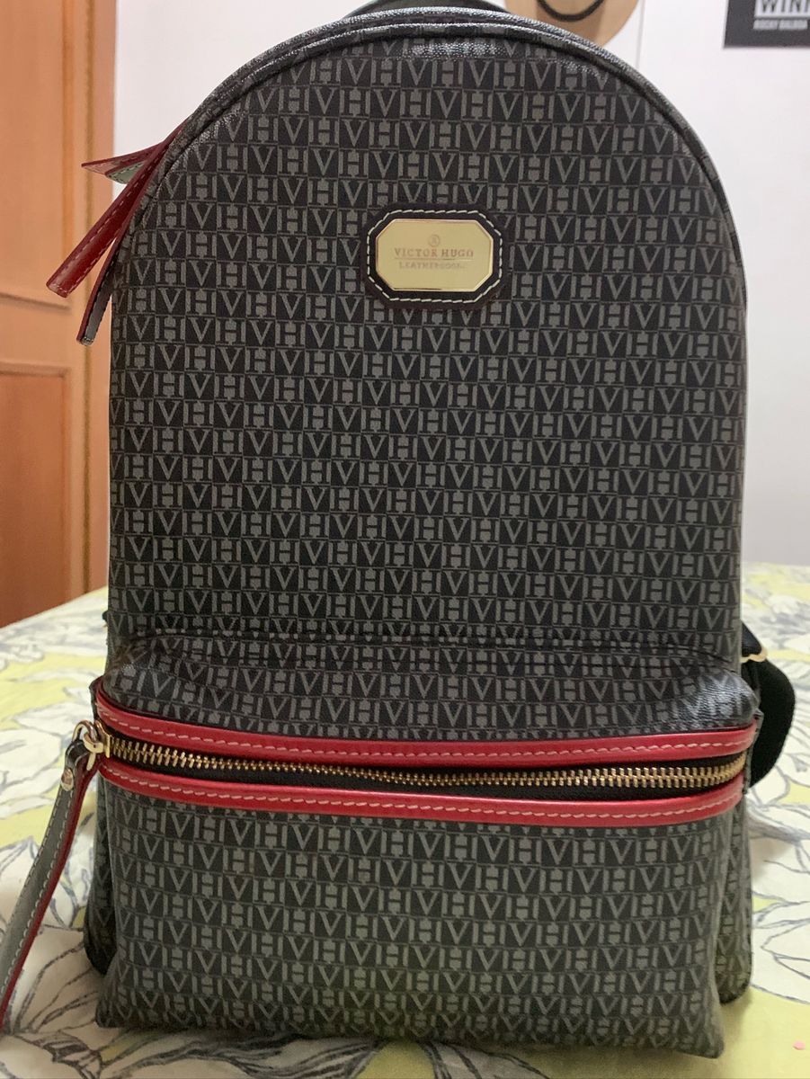Mochila Victor Hugo Notebook | Mochila Feminina Victor Hugo Usado ...
