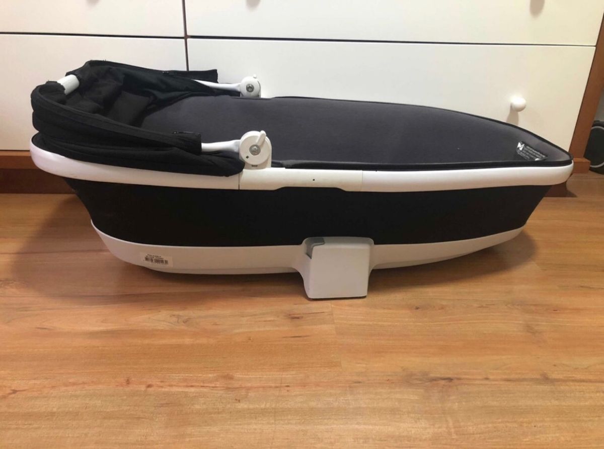 Moisés Quinny Foldable Carrycot - Black Irony 47080827 | enjoei