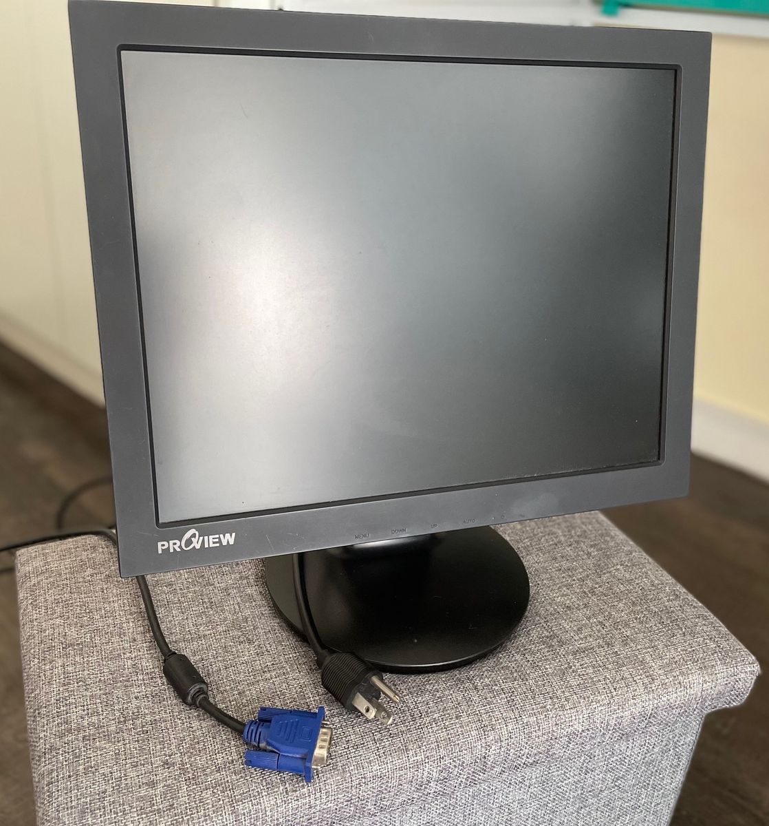 Monitor 15" em Cristal Líquido | TV e Display Proview Usado 66701676 ...