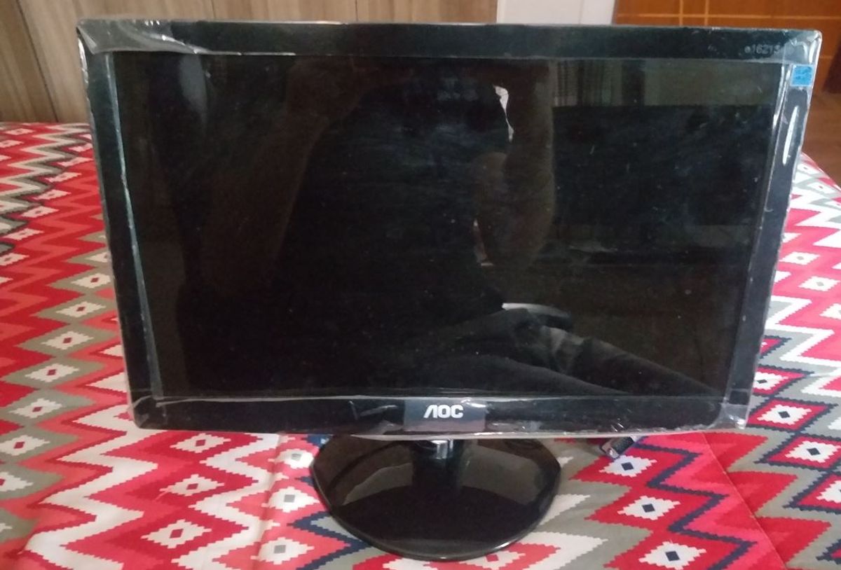 Monitor Aoc - Modelo E1621swb | TV e Display Aoc Usado 62949617 | enjoei