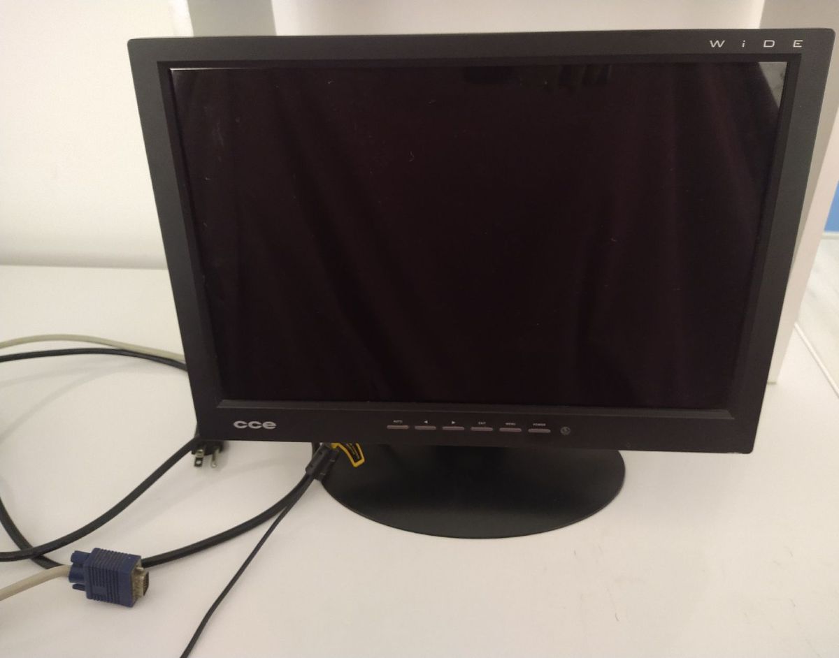 Monitor Cce | TV e Display Cce Usado 46555098 | enjoei