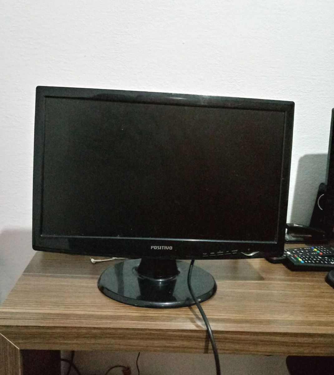 Monitor com Defeito | TV e Display Positivo Usado 35915761 | enjoei