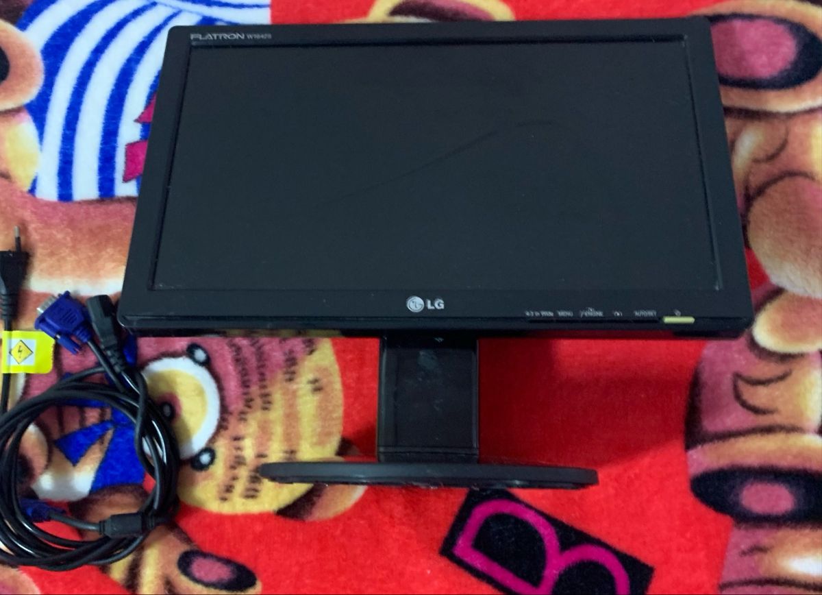 Monitor de Lcd Lg W1642s Widescreen de 15,6 | Cacareco Lg Usado ...