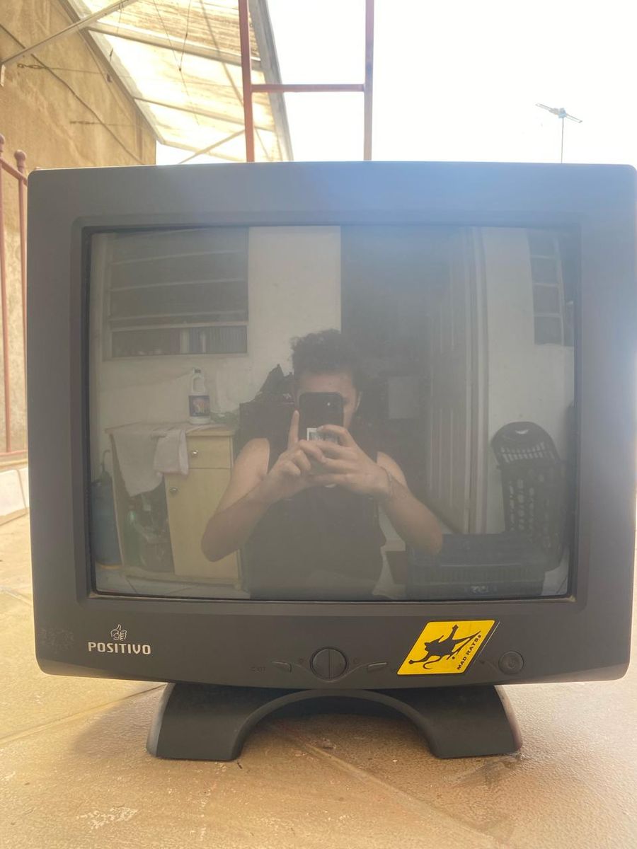 Monitor de Tubo Positivo Preto | Computador Desktop Positivo Usado ...
