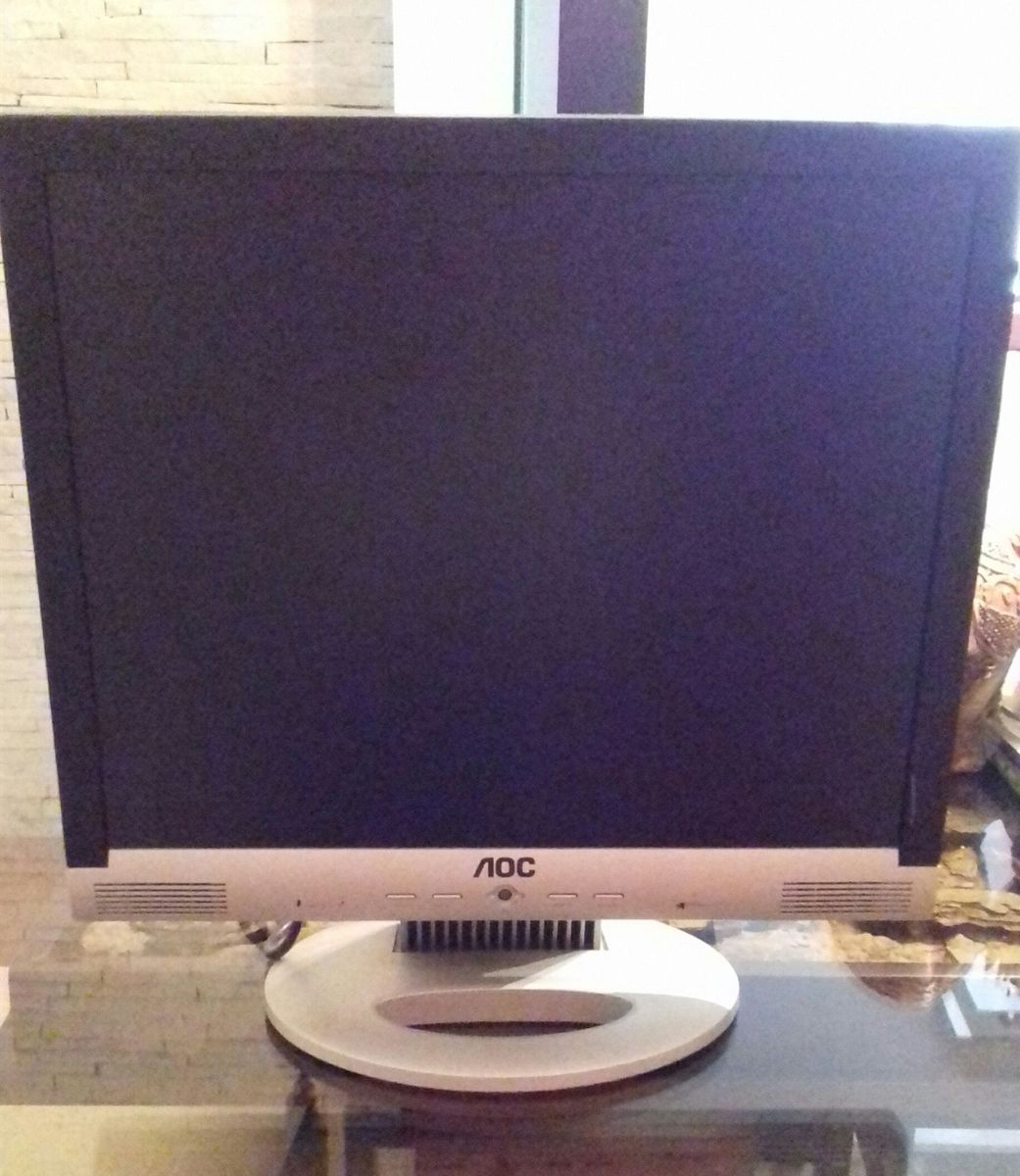 Monitor Lcd 17" Aoc | TV e Display Aoc Usado 28180813 | enjoei