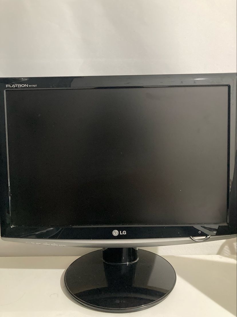Monitor Lcd 17 Lg W1752t Usado | Computador Desktop Lg Usado 82222046 | enjoei