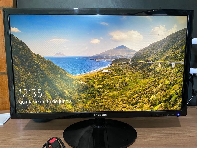 Monitor Led 24'' Gamer Samsung Ls24d332hsx/zd 1920x1080 1ms 75hz | TV e ...