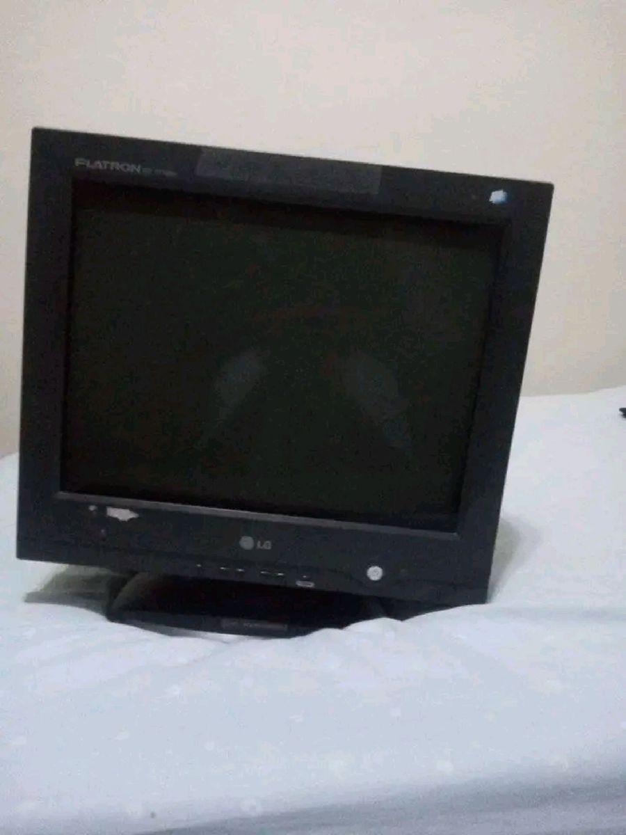 Monitor Lg 17 Polegadas de Tubo | Computador Desktop Lg Usado 76326279 | enjoei