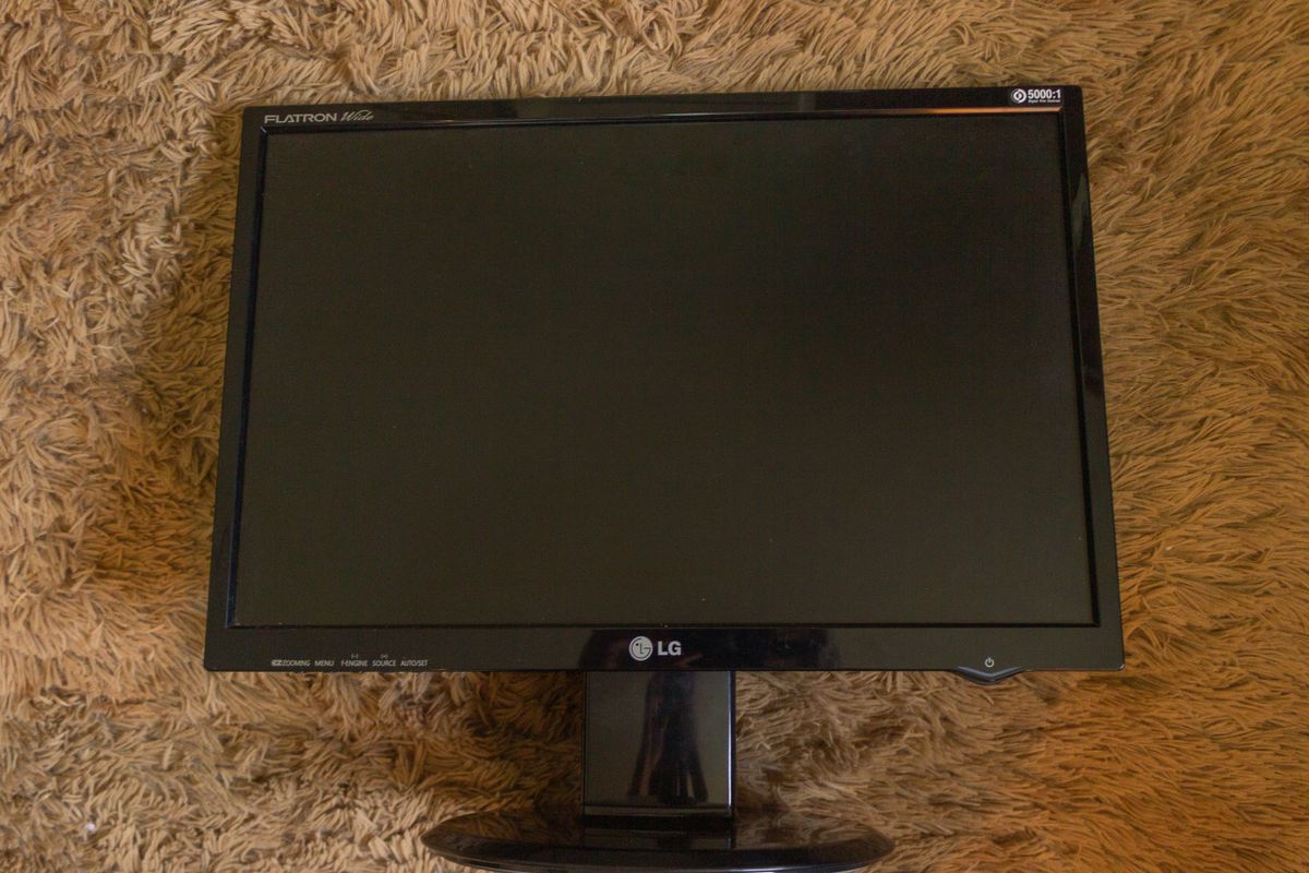 Monitor Lg 19 Polegadas Lcd | Móvel p/ Casa Lg Usado 48170758 | enjoei