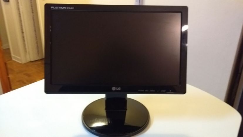 Monitor Lg Flatron W1642c 15 Polegadas | TV e Display Lg Usado 22651617 ...
