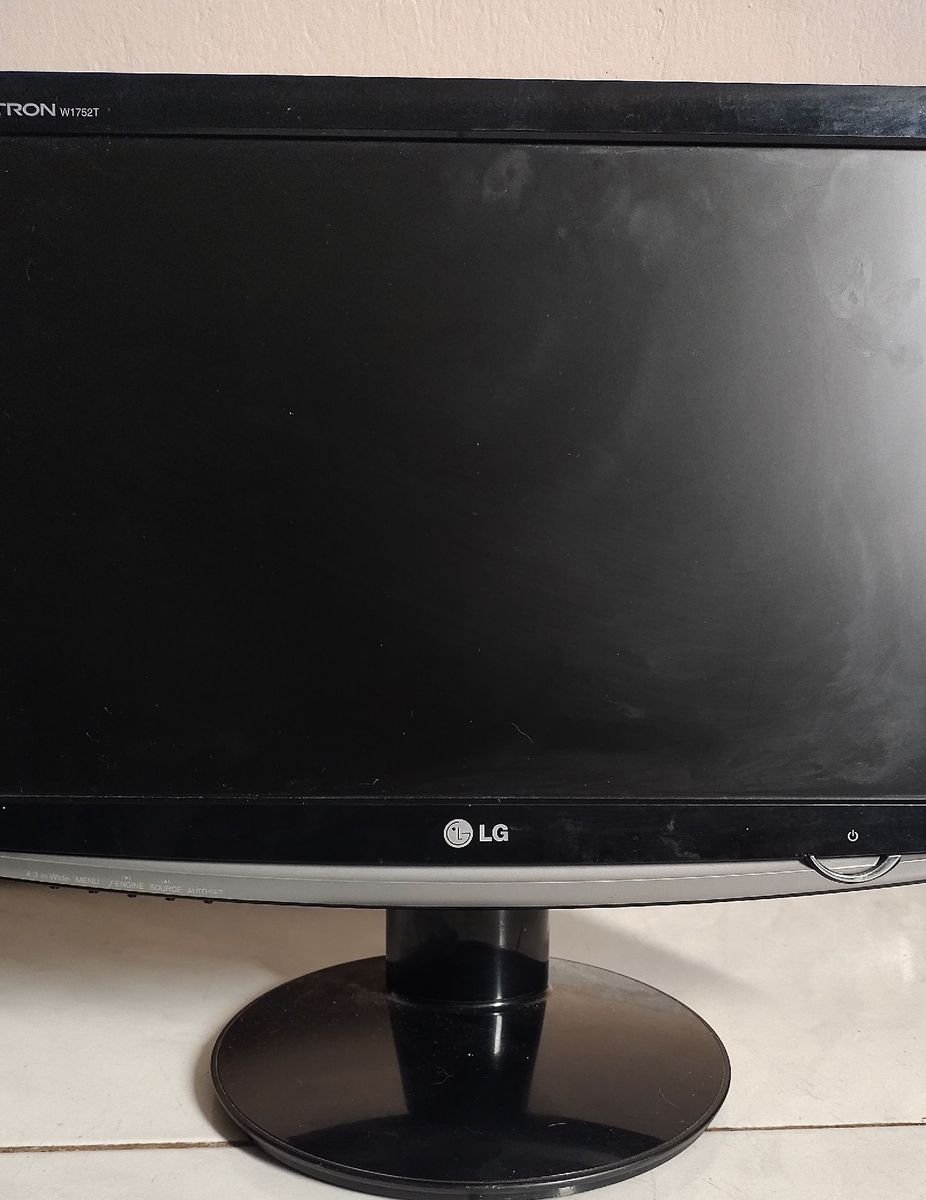 Monitor Lg Flatron W1752t | Item Info & Eletro Lg Usado 55313553 | enjoei