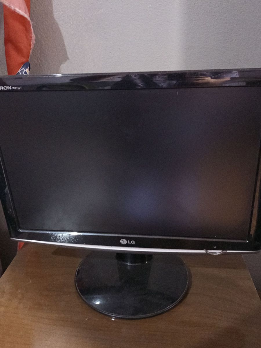 Monitor Lg Flatron W1752t | Computador Notebook Lg Usado 74030239 | enjoei