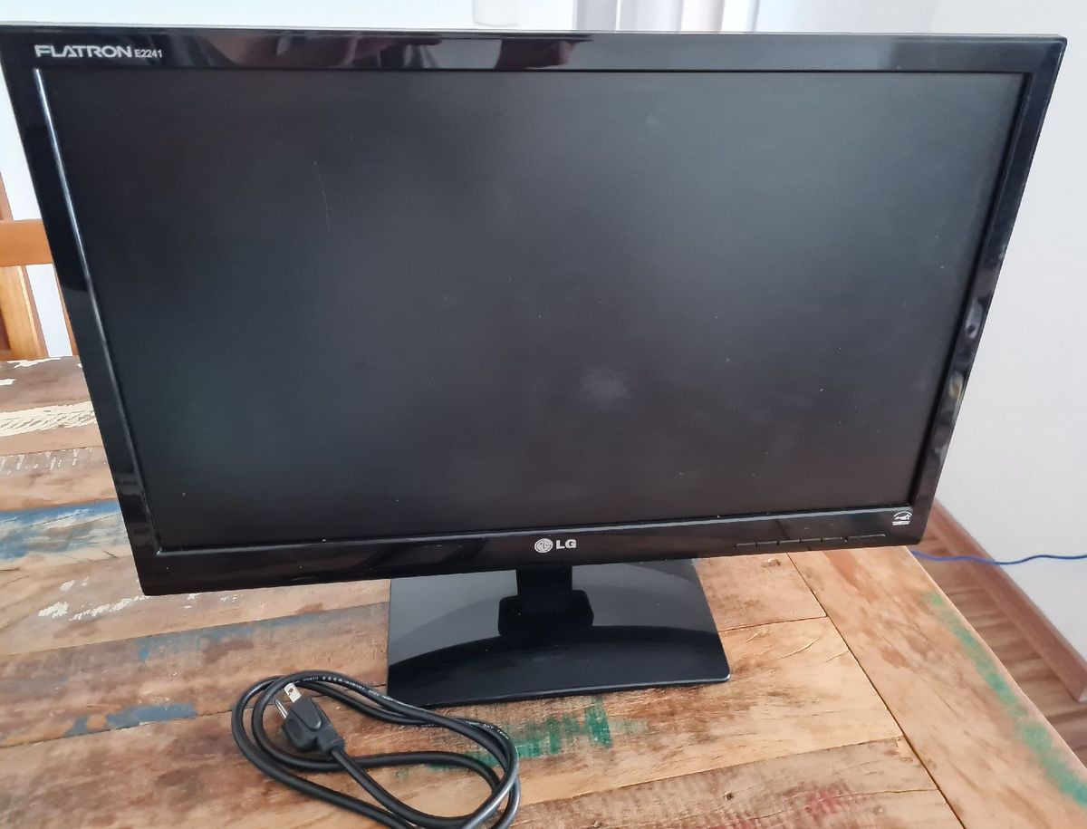 Monitor Lg, Funcionando, Modelo E2241,com Cabo de Energia, Entrada Hdmi ...
