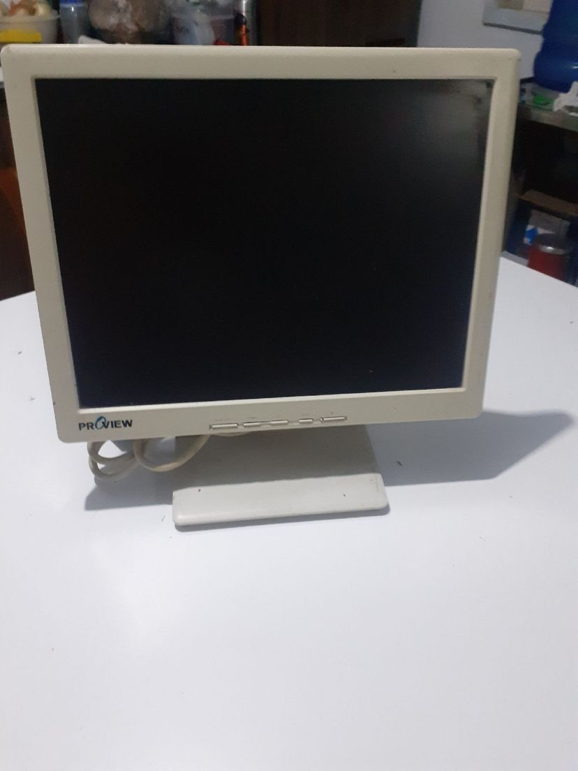 Monitor Proview Uk-513 Cristal Líquido Funcionando | Item Info & Eletro ...