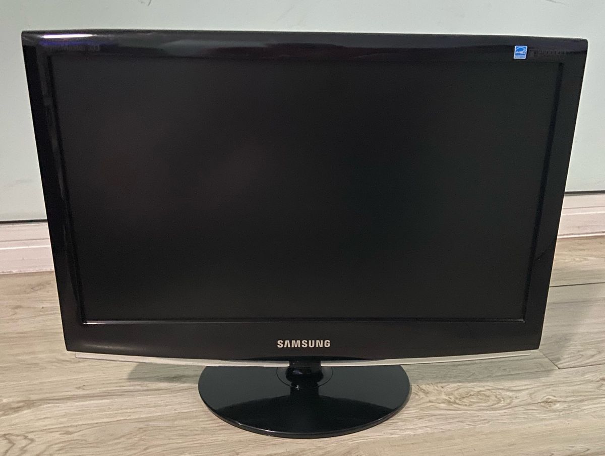 Monitor Samsung 933sn Plus 18.5"- Usado | TV e Display Samsung Usado ...