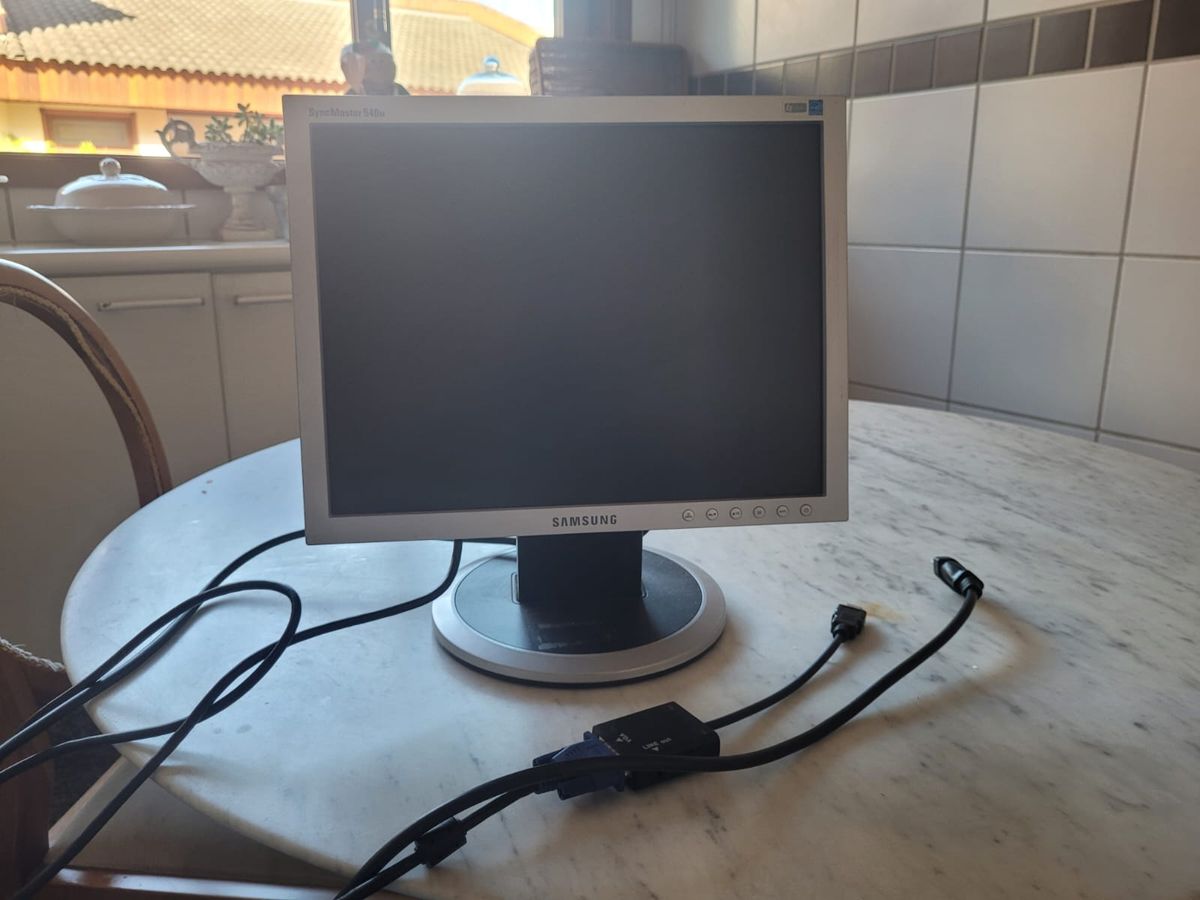 Monitor Syncmaster 540n + Adpatador Vga para Hdmi | Item Info & Eletro ...
