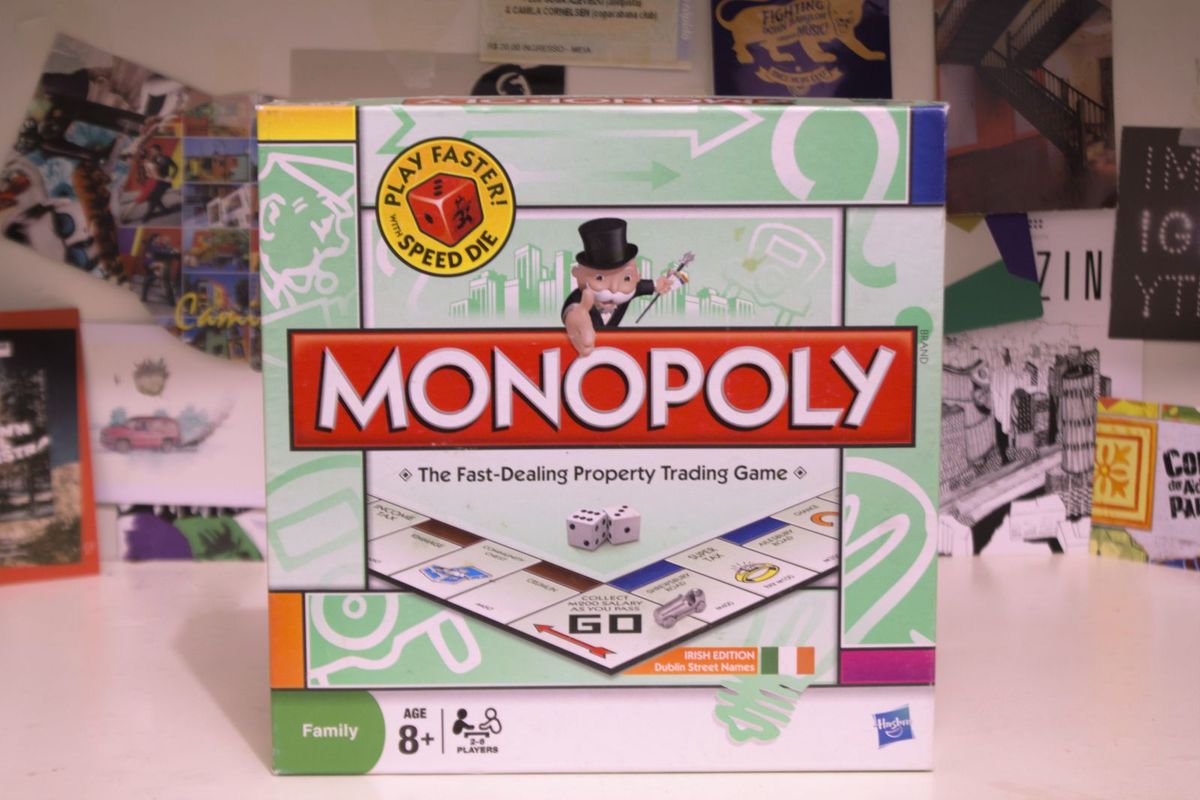 Monopoly Dublin | Jogo de Tabuleiro Hasbro Usado 18506569 | enjoei