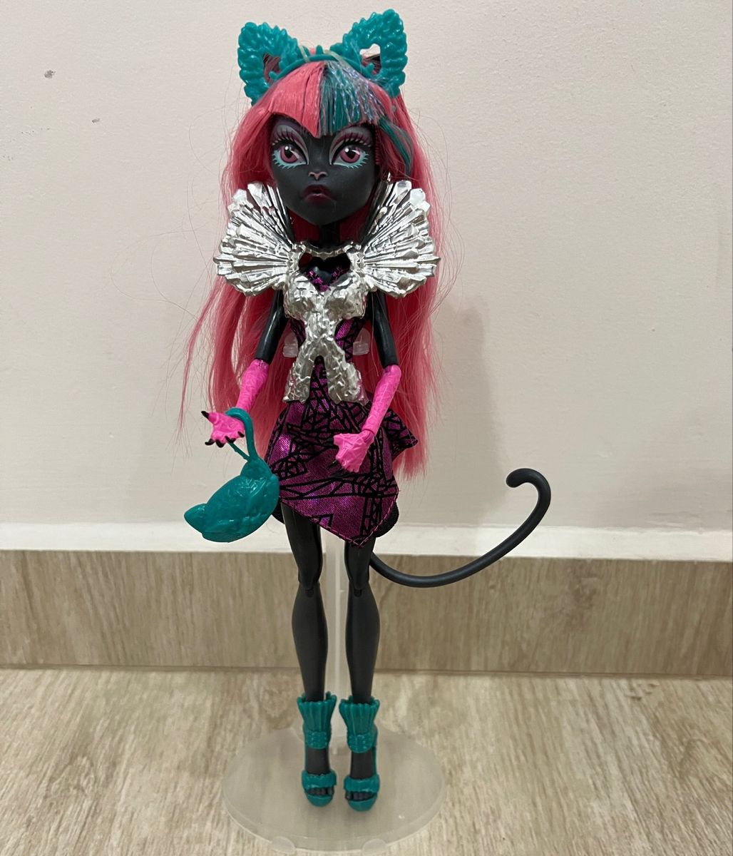 Monster High Catty Noir Boo York | Brinquedo Mattel Usado 81857365 | enjoei