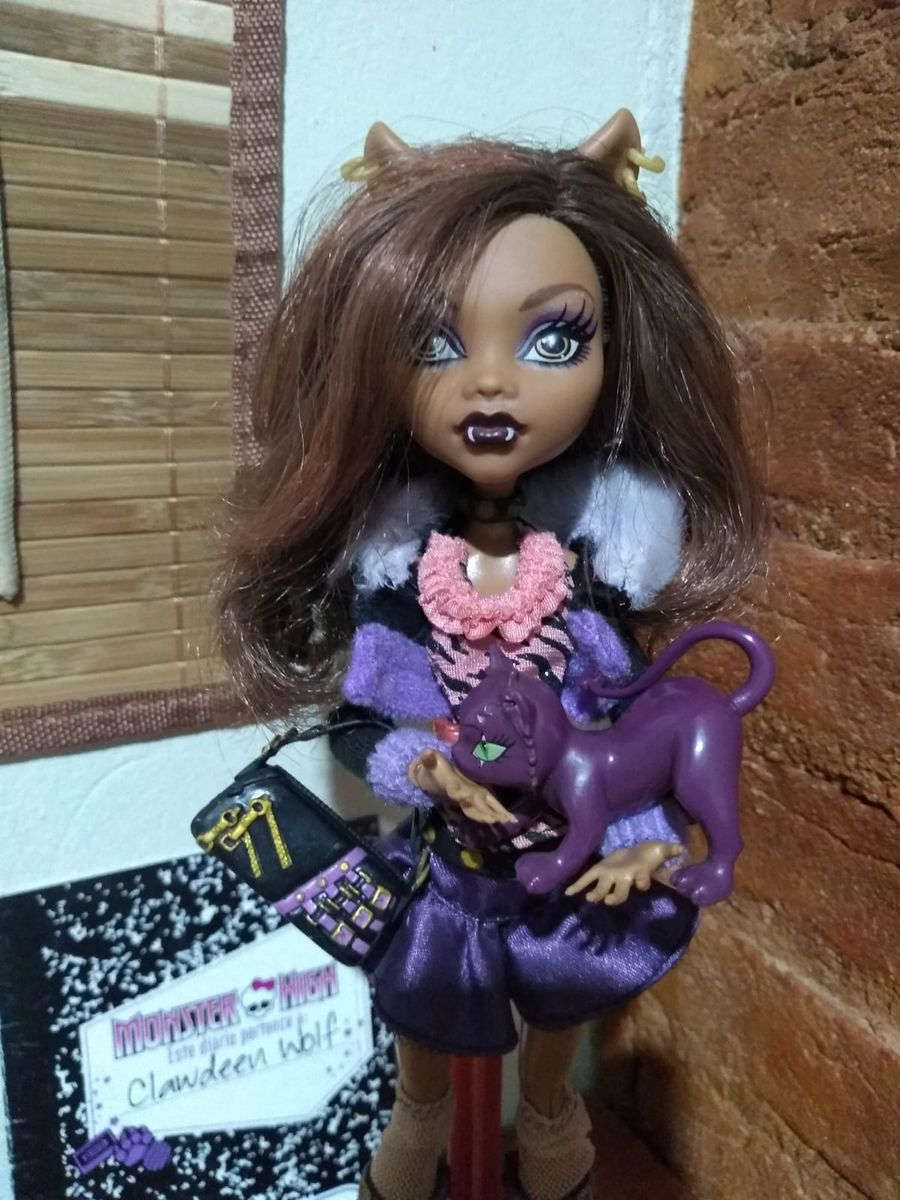 Monster High Clawdeen Wolf Basica | Brinquedo Mattel Usado 83883017 | enjoei