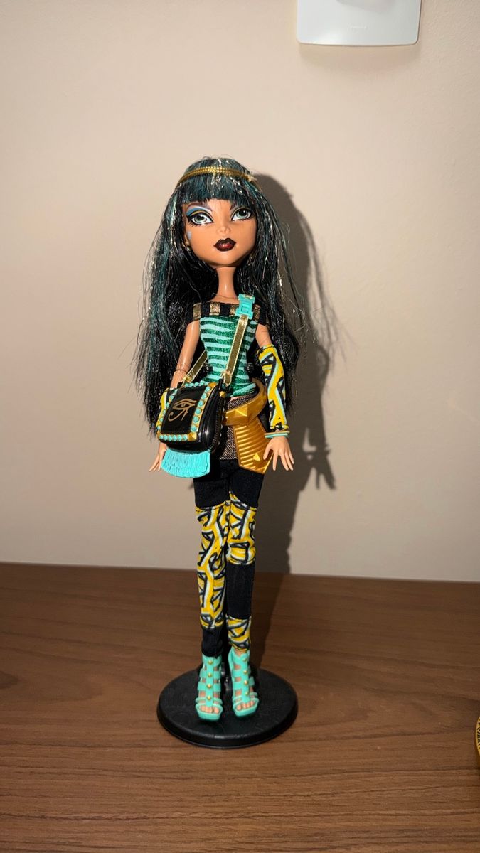 Monster High - Cleo de Nile | Brinquedo Monster High Usado 132701016 ...