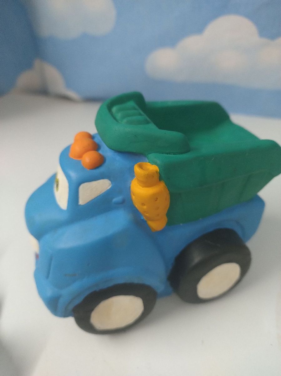 Mordedor para Bebê Caminhao Caçamba em Vinil Mole Latoy | Brinquedo ...