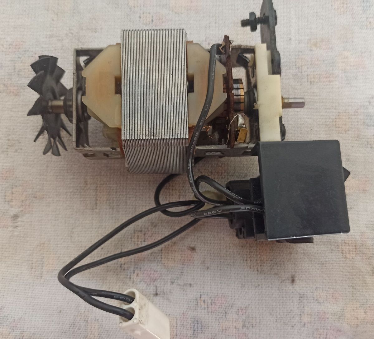 Motor Maquina Singer 110w | Eletrodoméstico Singer Usado 77585781 | enjoei